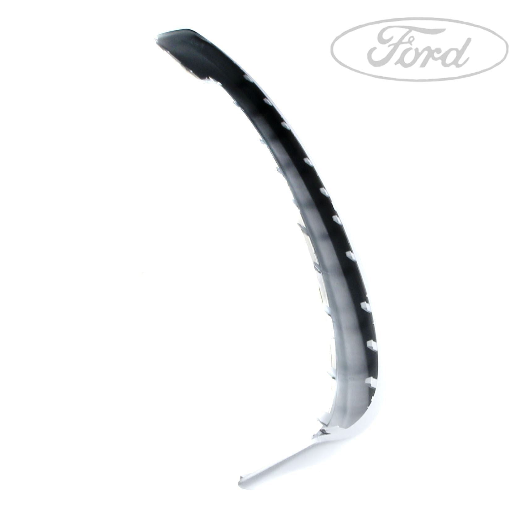 Ford FOCUS REAR BUMPER MOULDING TRIM - 1352837