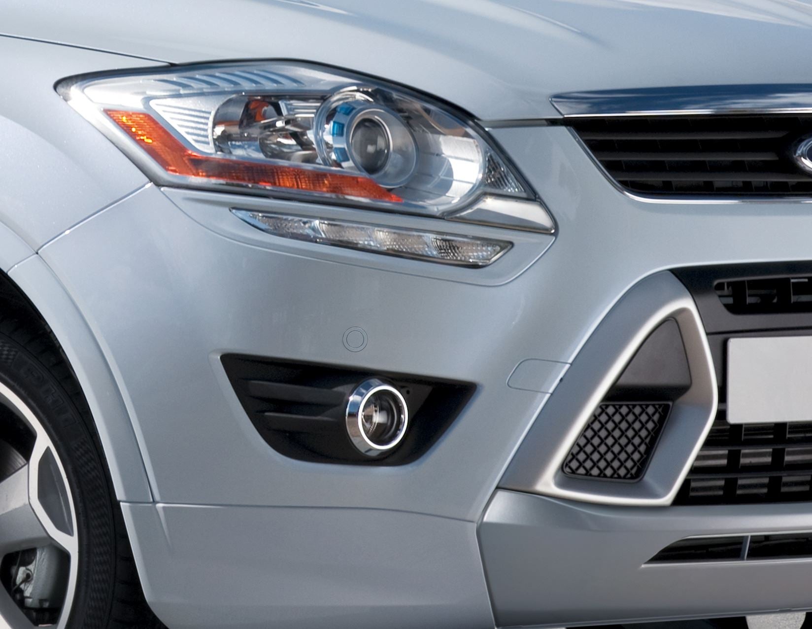 KUGA XVISION (SCC)* PARKING DISTANCE SENSORS WITH FITTING 02/2008 11/2 ...