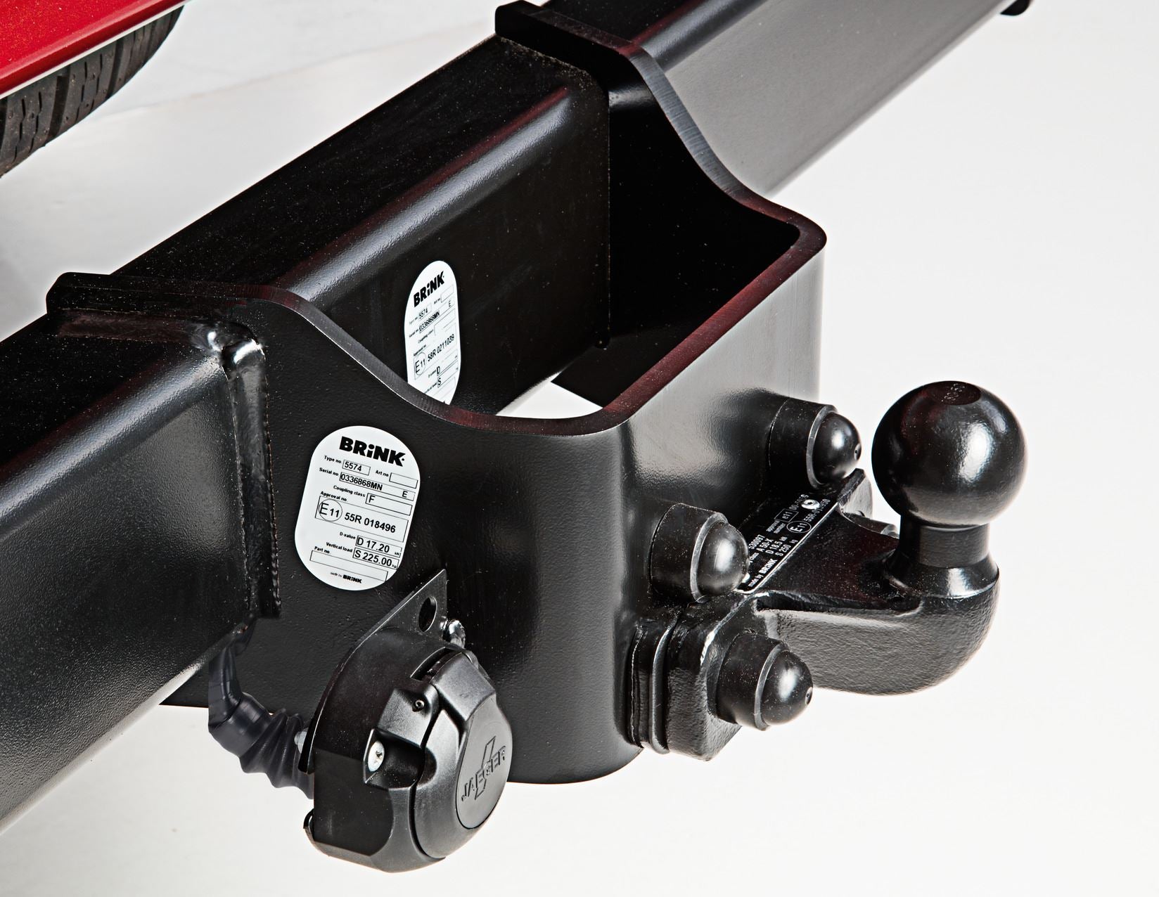 RANGER BRINK®* FIXED TOW BAR WITH FITTING XL AND XLT WITH RIGHT HAND D ...