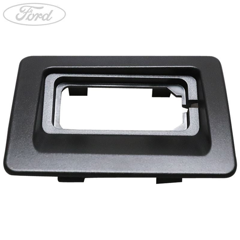 Ford REAR SPOILER KIT - 1922363