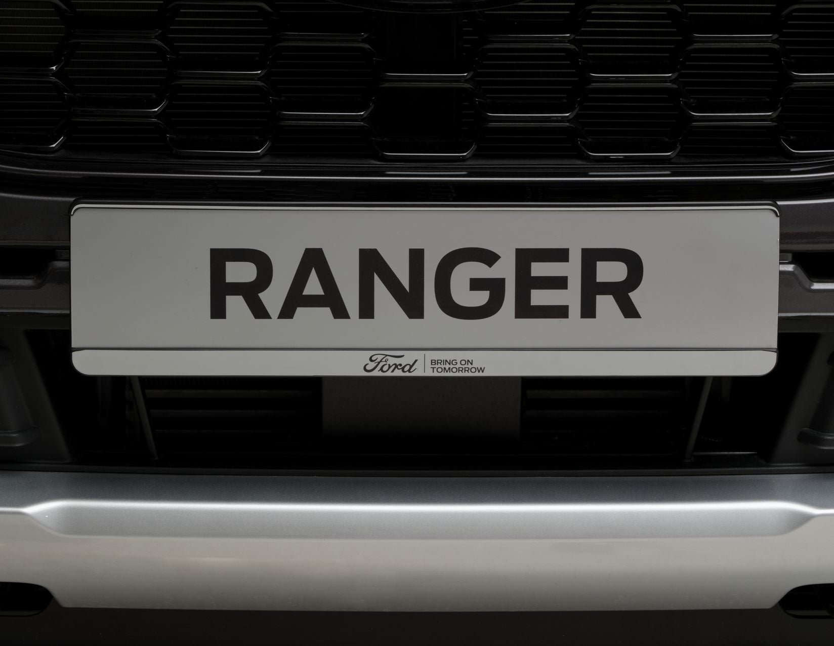 FORD LICENCE PLATE HOLDER 05/2018 – Ford Online Shop UK